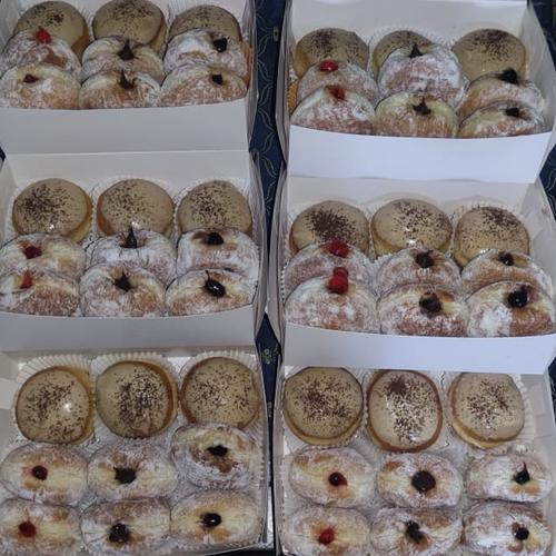 Jual Donat Bomboloni Premium | Kuari - Mix req dichat - Kab. Bandung ...