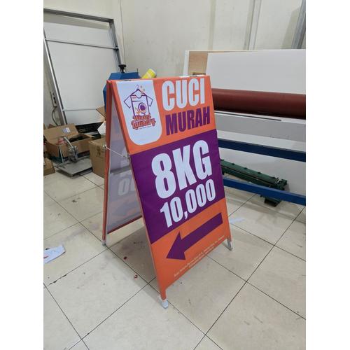 Jual BANNER SEGI TIGA RANGKA BESI - 2 SISI | STAND BANNER BESI UKURAN ...