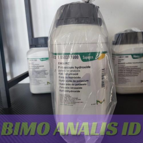 Jual Kalium Hidroksida / Potassium Hydroxide 105033 / KOH Pro Analis ...