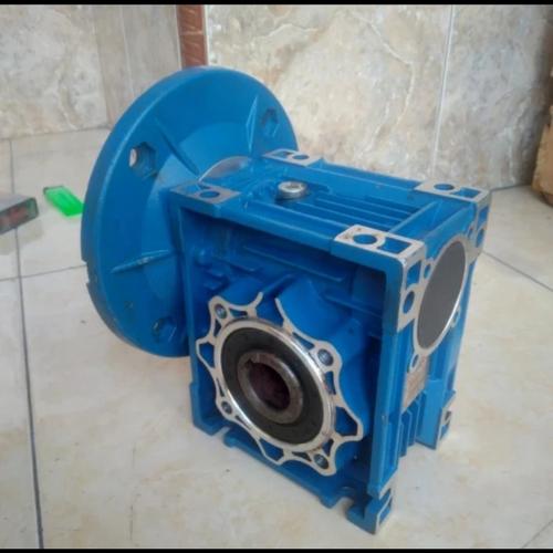 Jual NMRV 075 Yuema worm gear yuema ratio 1: 10 20 30 40 50 60 70 80 - 1:60 - Kab. Tangerang ...