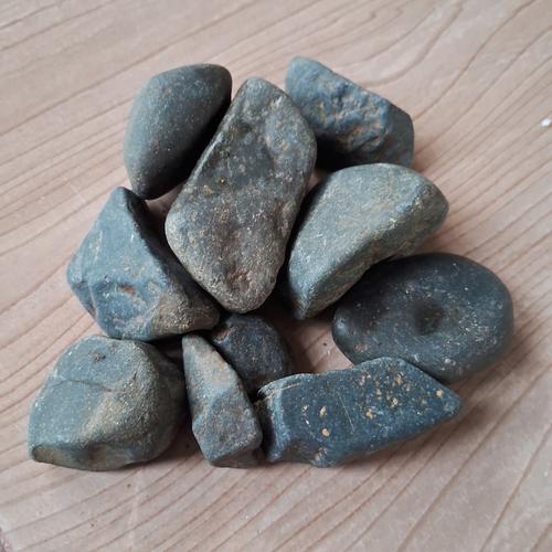 Jual bahan batu akik badar besi hijau bkn tapak jalak combong fosil ...