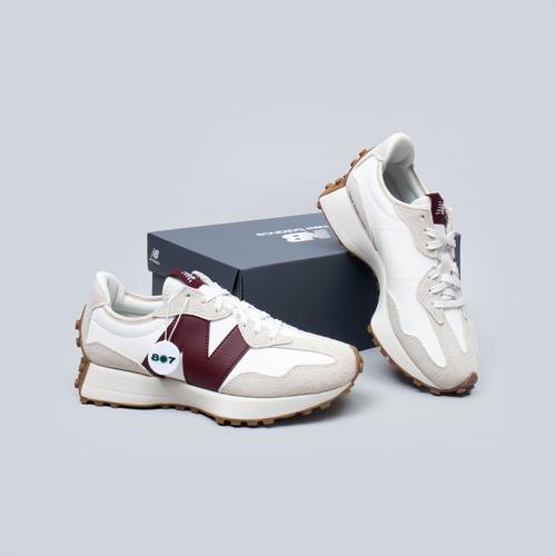 Jual New Balance 327 Moonbeam Burgundy - 37.5 - Kota Bandung ...