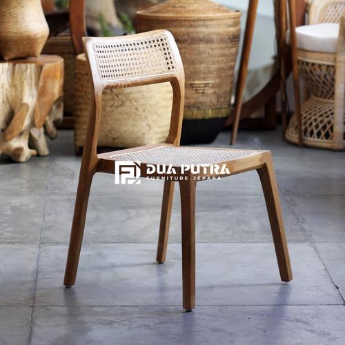 Jual Kursi makan steking / kursi cafe kayu jati / kursi cafe simple mix ...