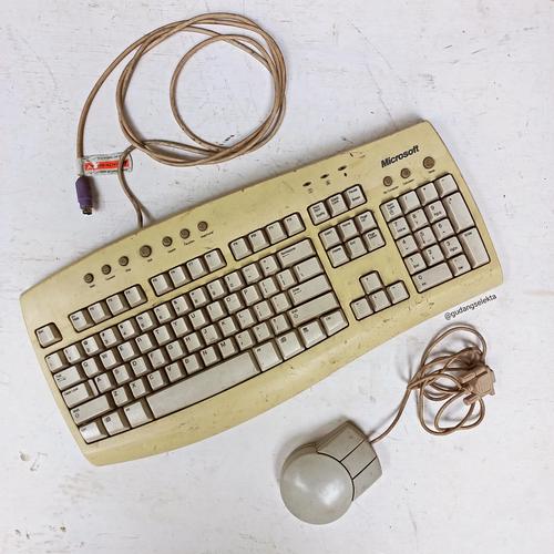 Jual Keyboard Komputer & Mouse Jadul Vintage Microsoft Windows - Kota ...