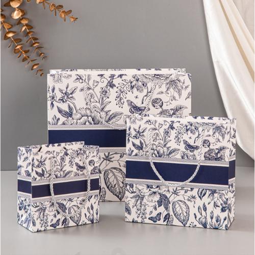 Jual Paper Bag Kado Aesthetic PREMIUM KUALITAS TINGGI MOTIF DAUN TAS ...