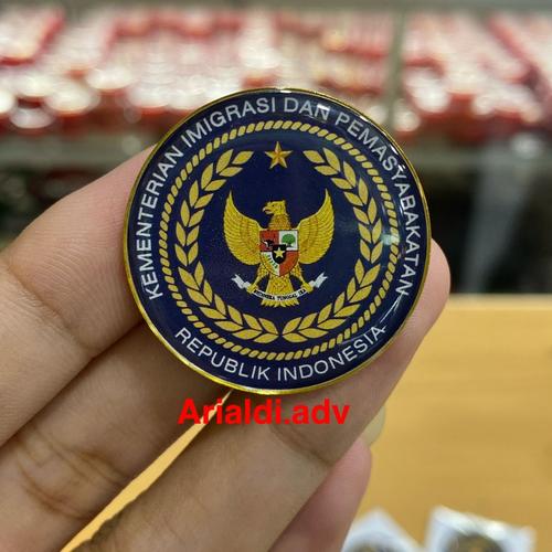 Jual pin IMIPAS terbaru kuningan tebal dilapis resin magnet pin ...