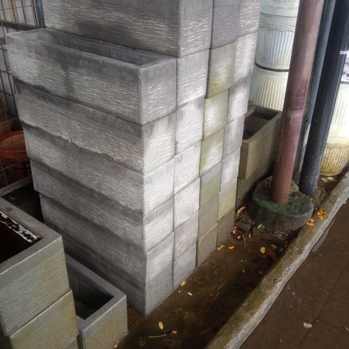 Jual Planter Box / Pot Panjang Semen Ukuran 100 x 20 x 20 - Kota ...