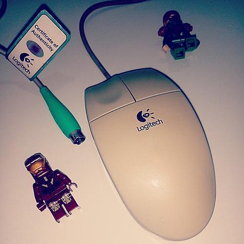 Jual Mouse Logitech Jadul Bola Trackball Vintage Rare Retro Langka ...