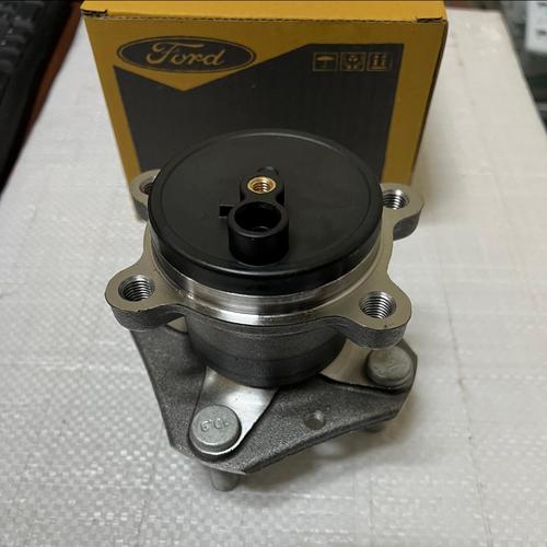 Jual nap roda wheel hub belakang mazda 2 skyaktif - Jakarta Pusat ...