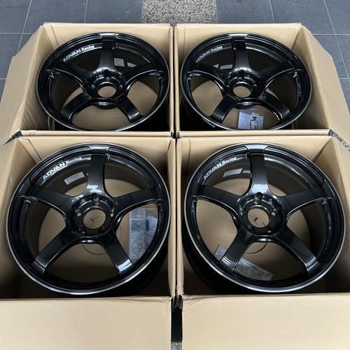 Jual Yokohama Wheel Advan Racing TC4 R18 Lebar 8,5 off 31 Brand New not ...