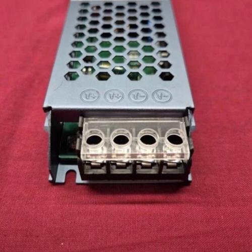 Jual Power Supply POWER SUPPLY SLIM 24V TRAFO LED STRIP DC 24V BALAST ...