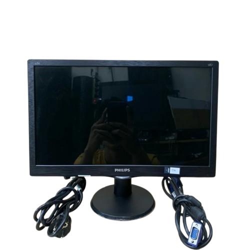 Jual Monitor LED Philips 16 Inch Wide Screen | Layar Monitor 16 Inch ...