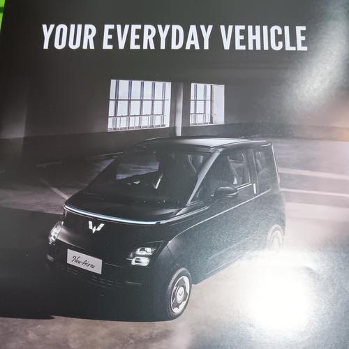 Jual Brosur Flyer Wuling Air EV Facelift Black 2025 - Jakarta Utara ...