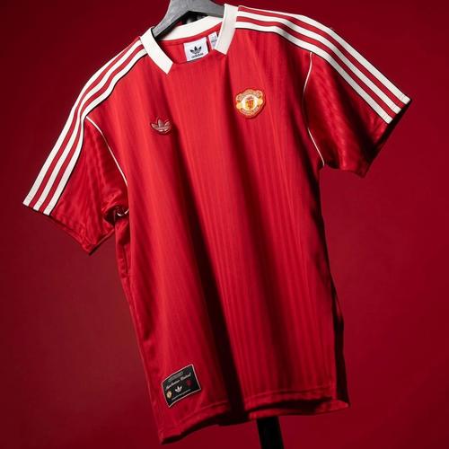 Jual Man Utd 2025/2026 Terrace MU FC MUFC Official Merchandise Resmi ...