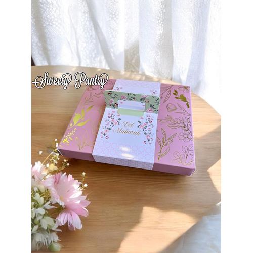 Jual SB Holes Floral - Box kotak packaging dus sekat mika kue nastar ...