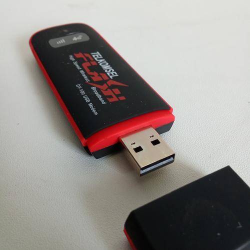 Jual USB Modem T-Sel Flash Advance Dt-100 4G LTE 100mbps - Jakarta ...