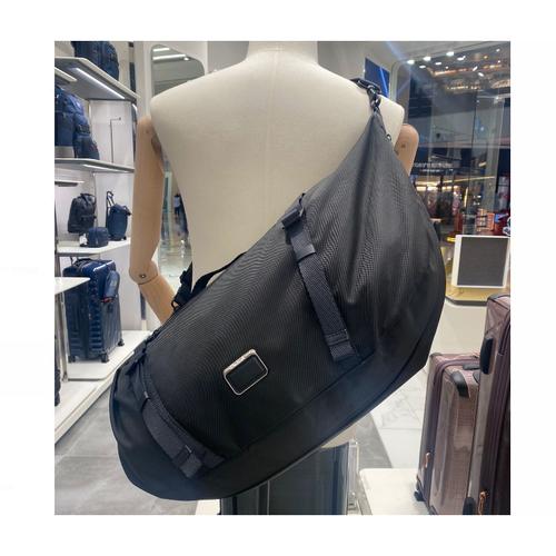 Promo TUMI Alpha Bravo Deviation Sling Duffel Bag - Black Cicil 0% 3x ...