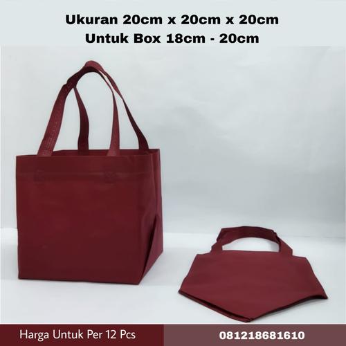 Jual Tas Spunbond Kotak Ukuran 20cm x 20cm x 20cm - Maroon 20x20 ...
