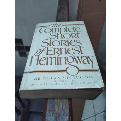 Jual The Complete Short Stories of Ernest Hemingway - Ernest Hemingway ...