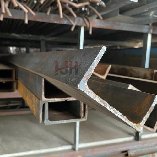 Jual Unp10 Kanal U 100mm. besi baja UNP multifungsi. ukuran tersedia ...