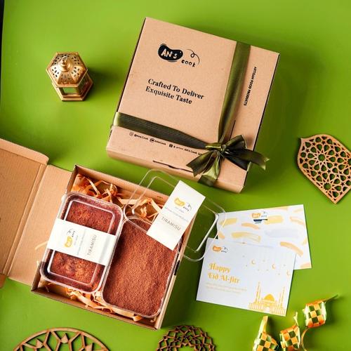 Jual Hamper Lebaran Tiramisu Cake Dessert Box . Parsel ramadhan ...