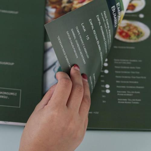 Jual Cetak Buku Menu Waterproof Fancy Print Menu Restoran Cafe A4 Jilid ...