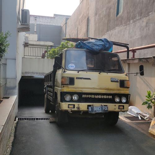 Jual alat angkut puing truk jakarta - Jakarta Barat - buangpuin | Tokopedia