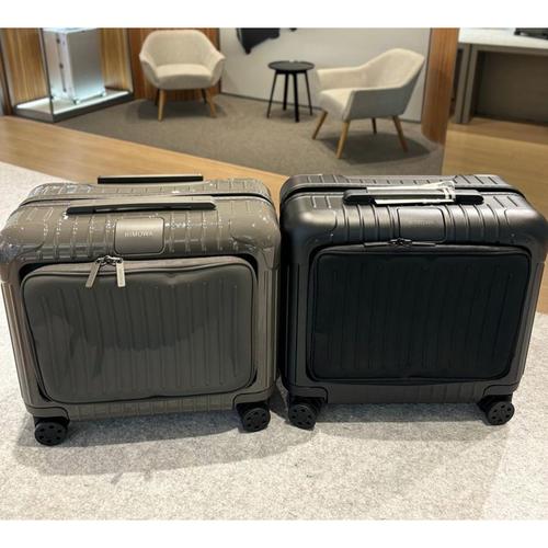 Promo RIMOWA 31 L Essential Sleeve Compact Convertible Wheeled ...