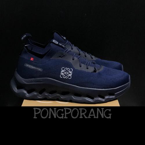 Jual SEPATU RUNNING ON CLOUDTILT X LOEWE NAVY - 42 - Jakarta Selatan ...