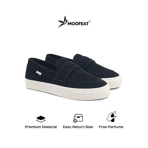 Promo Moofeat Milo - Sepatu slip on suede pria casual black - Black, 42 ...
