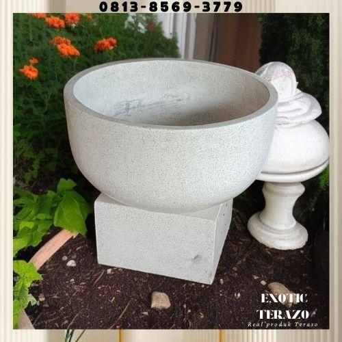 Jual Pot Standing Teraso | Pot Teratai Minimalis - Kota Depok ...