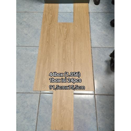Jual ready Vinyl lantai 02 siap pakai - Jakarta Pusat - Benika flooring ...