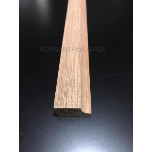 Jual Lis Kayu Profil Wall Moulding 6x1cm Lis Dinding Molding ...