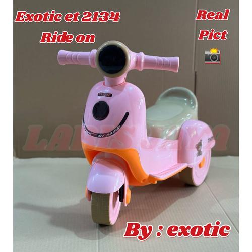 Jual MAINAN ANAK MODEL MOTOR VESPA ET 2134 EXOTIC RIDE ON TERBARU - Kab ...