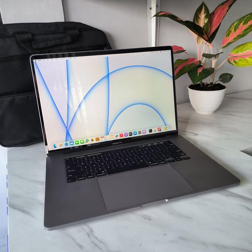 Jual Macbook Pro 2019 INTEL CORE i7 2.60 ( 6 Core ) RAM 16GBSSD 512GB ...