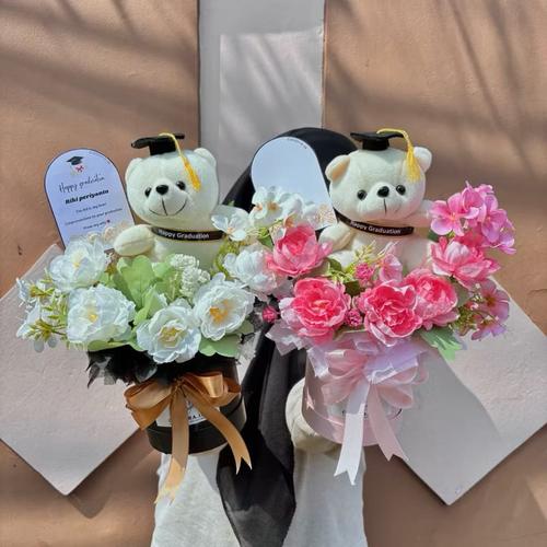 Jual Buket Bunga Bloom Box Boneka Wisuda. CLDRA2 - Biru Muda, Boneka ...