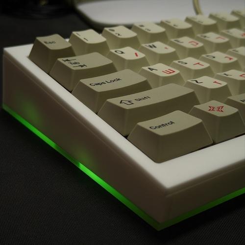 Jual Case Akrilik Tofu 2.0 Like For Universal 60% - 65% Hall Effect ...