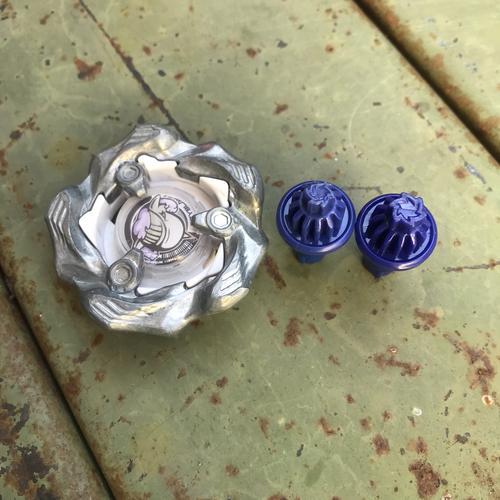 Jual Beyblade X Blade Whale Wave Bit Cyclone Vortex - Kota Surakarta ...