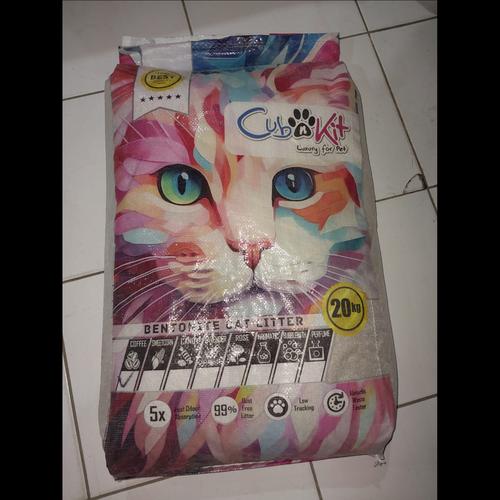 Jual Pasir kucing wangi gumpal cub n kit 20kg / cat litter - KOPI ...