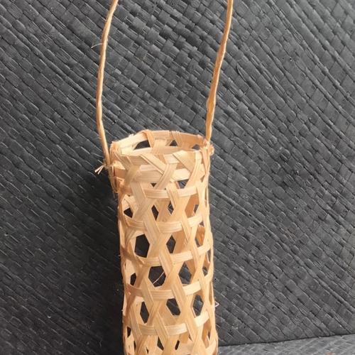 Jual Anyaman Bambu Keranjang Botol D.8 T.17 - 6.5x17 - Kab. Tasikmalaya ...