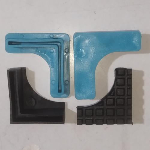 Jual tapak siku 4x4 / tapak utk besi siku 4x4, bahan plastik / pvc ...