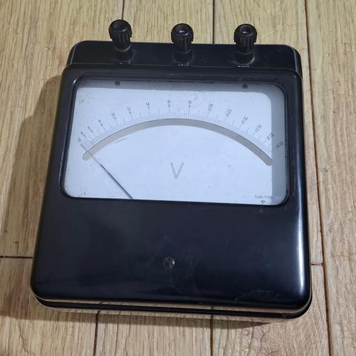 Jual Alat ukur/volt panel meter merk Gossen model 5.65-1768. antik dan ...