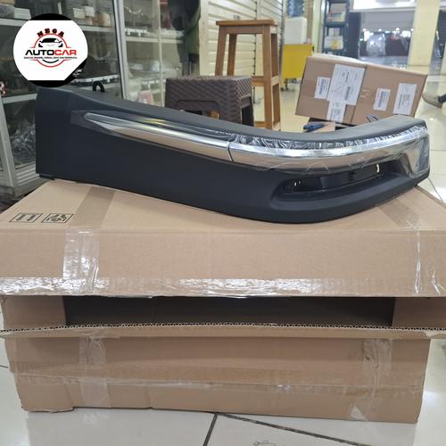 Jual bodykit body kit spoiler bemper belakang Toyota Innova reborn ...