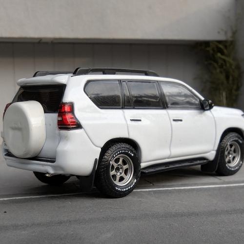 Jual Velg Diecast TE37 XT SUV Mini Scale 1:64 Scale Stance - Putih ...
