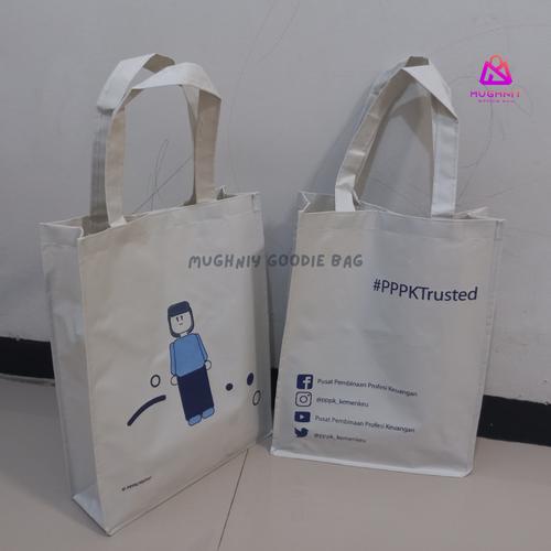 Jual Goodie Bag Tebal Semi Kanvas/ Tote Bag Jahit Custom D600/Tas ...