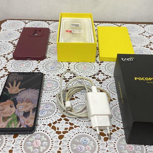 Jual Pocophone f1 second Pocophone F1 minus hp lecet pemakaian kak ...