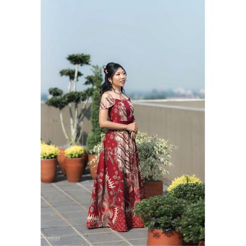 Jual Couple Set Aymee Maroon Long Dress Batik Sangjit Engagement ...