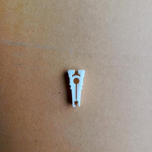 Jual Penjepit sekring tancap mitsubishi xpander pajero mirage - Kota ...