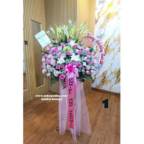 Jual Karangan Bunga Standing Ucapan Pernikahan Happy Wedding Flower ...