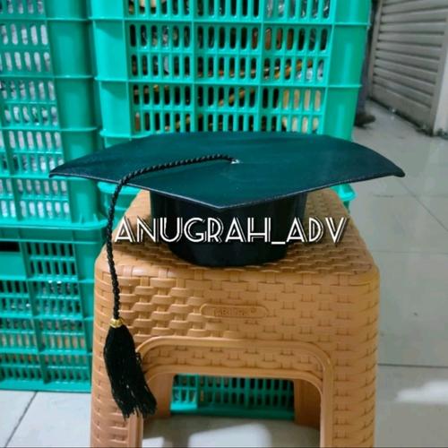 Jual topi toga wisuda dewasa bahan satin - TALI HITAM - Jakarta Pusat ...